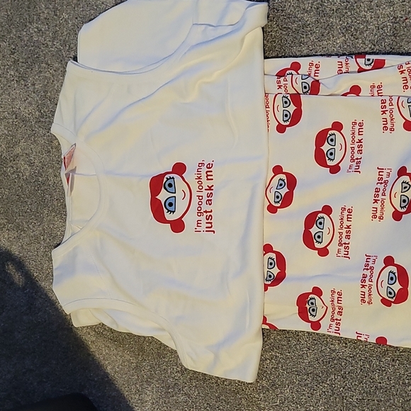 Fred is Red | Intimates & Sleepwear | New Pajama Set With Cute ...